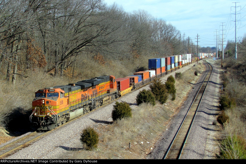 BNSF 5506